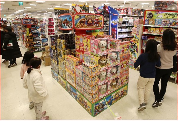 올해 연간 소비자물가지수 0.5%상승...통계작성 이후 첫 2년 연속 0%대